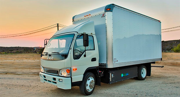 Class 4 vehicle aims to combine CNG, PHEV technology benefits | FleetOwner