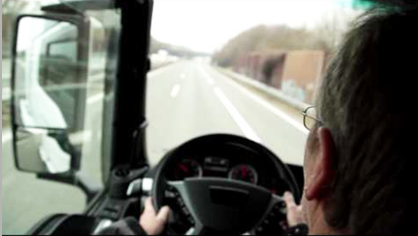 Seeing Machines Fleet combats distracted driving, driver fatigue ...