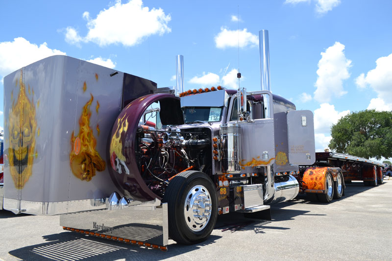 2015 Shell Rotella SuperRigs: Flatbeds | FleetOwner