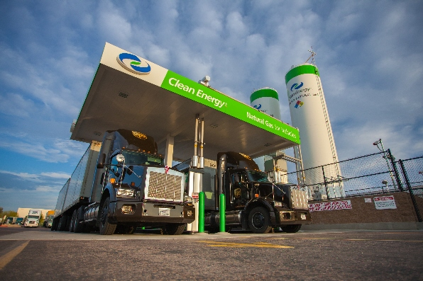 Ryder to fuel fleets at two stations with renewable NG | FleetOwner