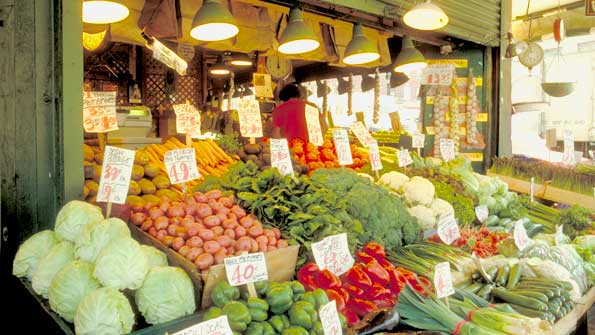 Nominate a woman in produce for recognition | FleetOwner