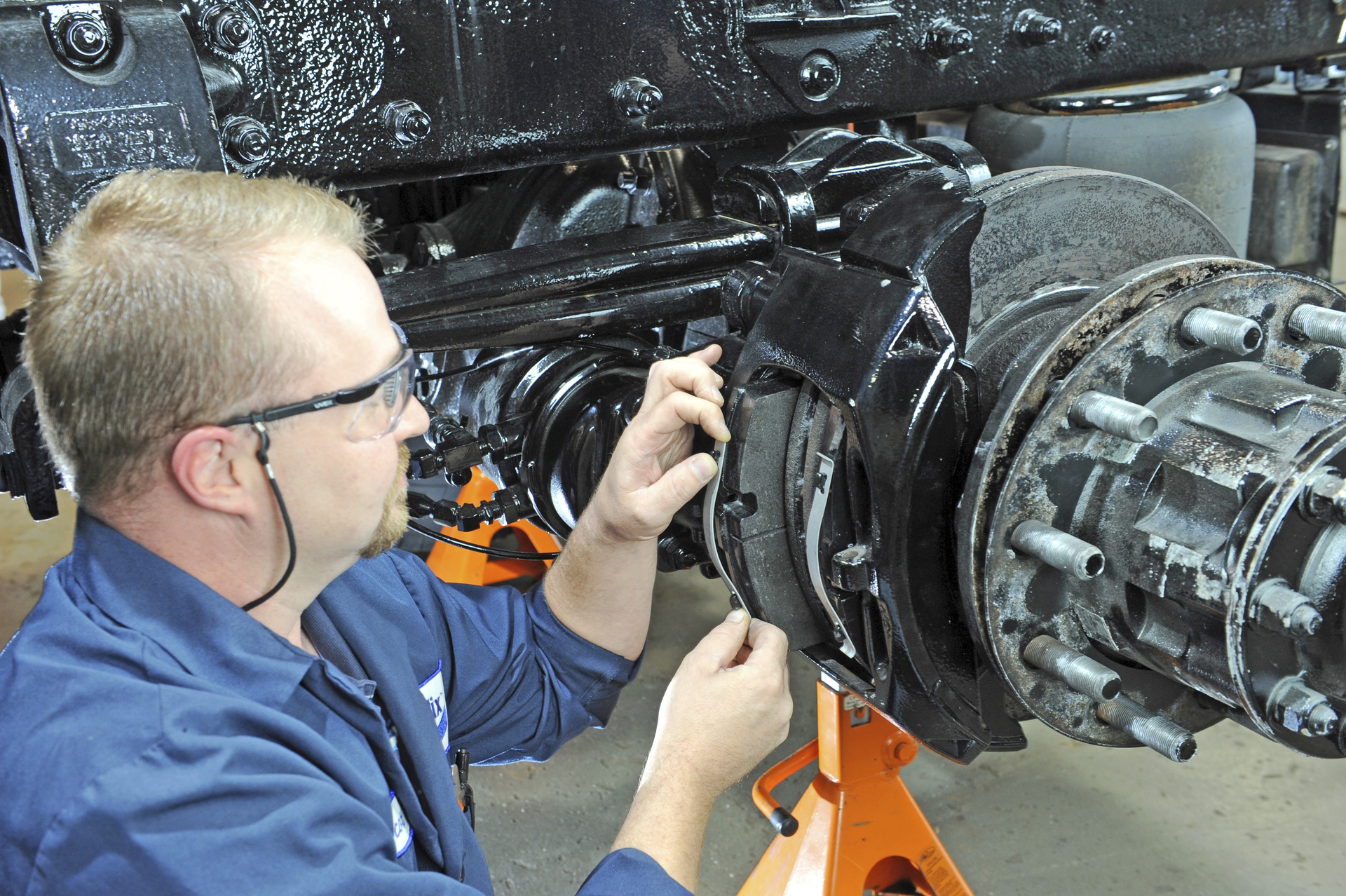 Federal-Mogul introduces new ADB rotors for Class 8 segment | FleetOwner