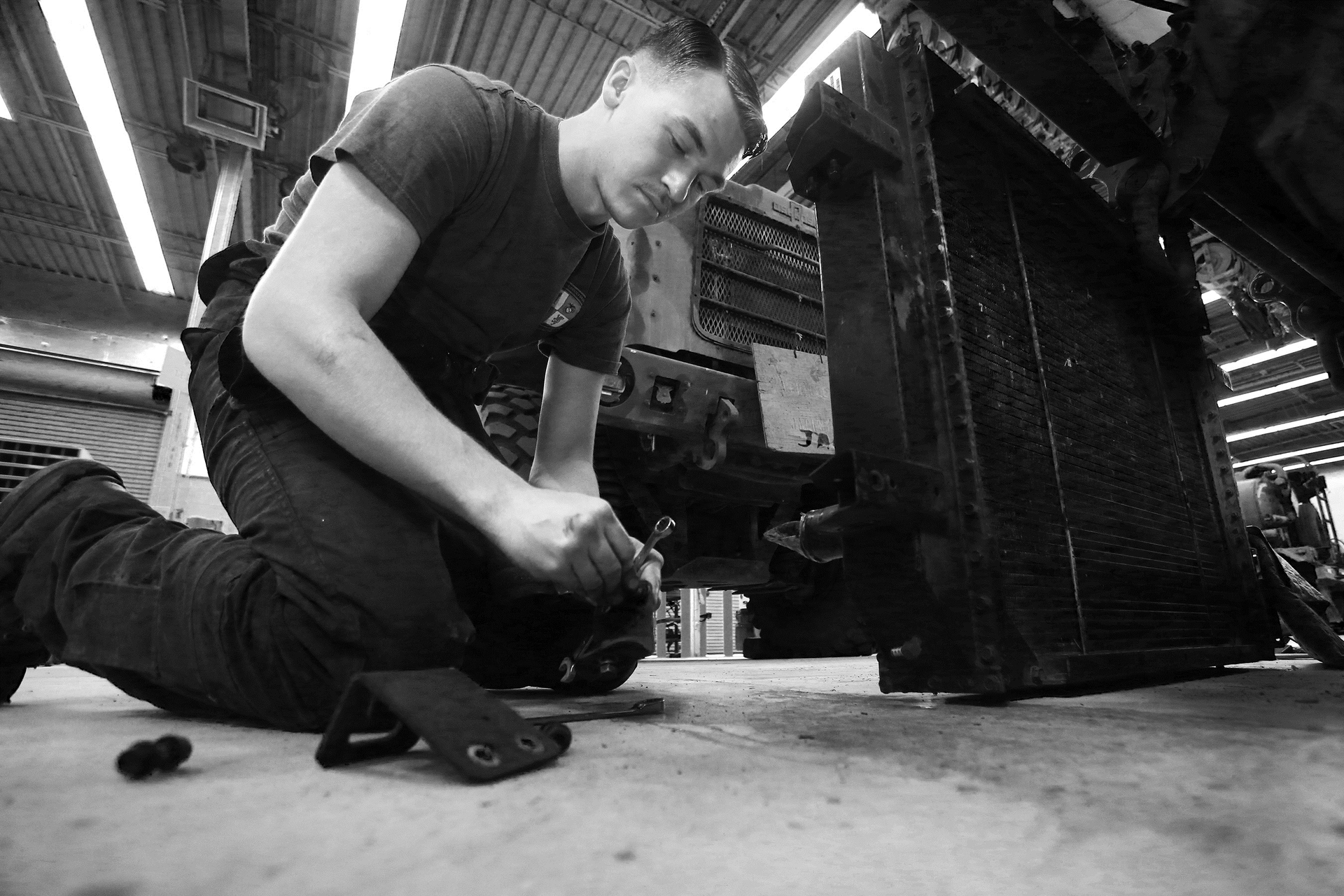 A day in the life of a USMC mechanic | FleetOwner