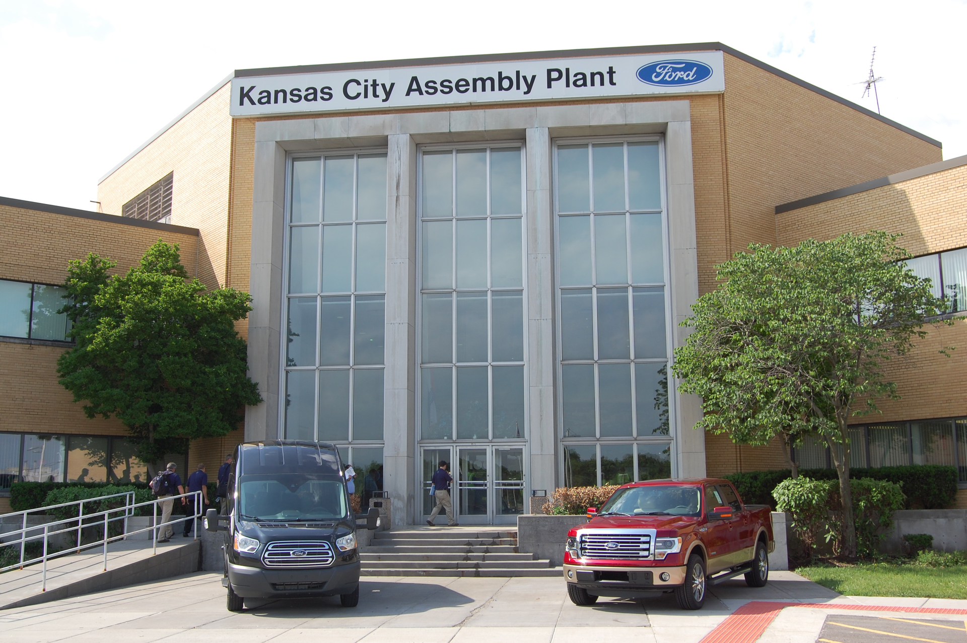 KCAP: Where the Transit gets built | FleetOwner