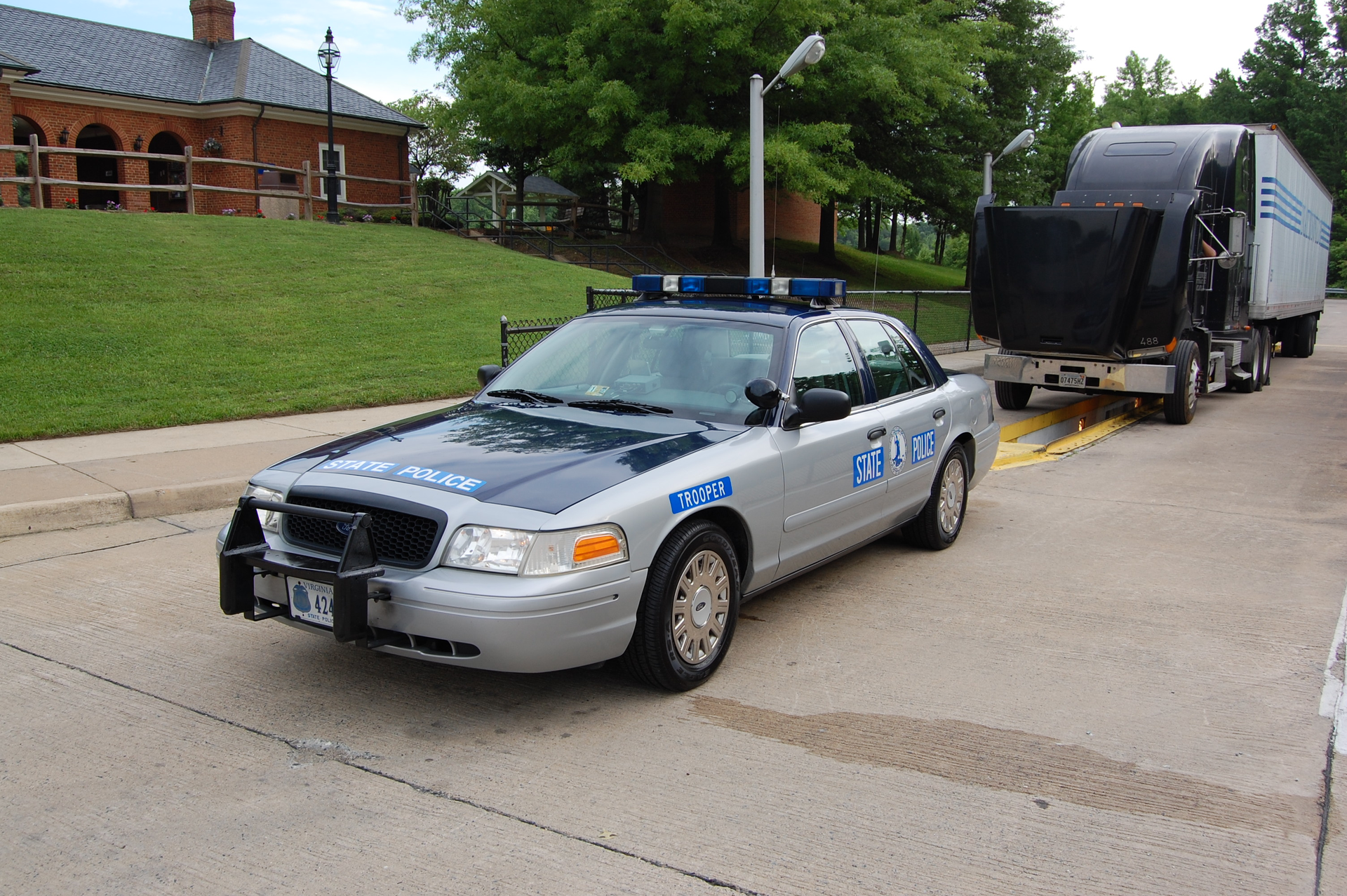 Vehicle OOS rate falls over full percentage point during Roadcheck 2015 ...