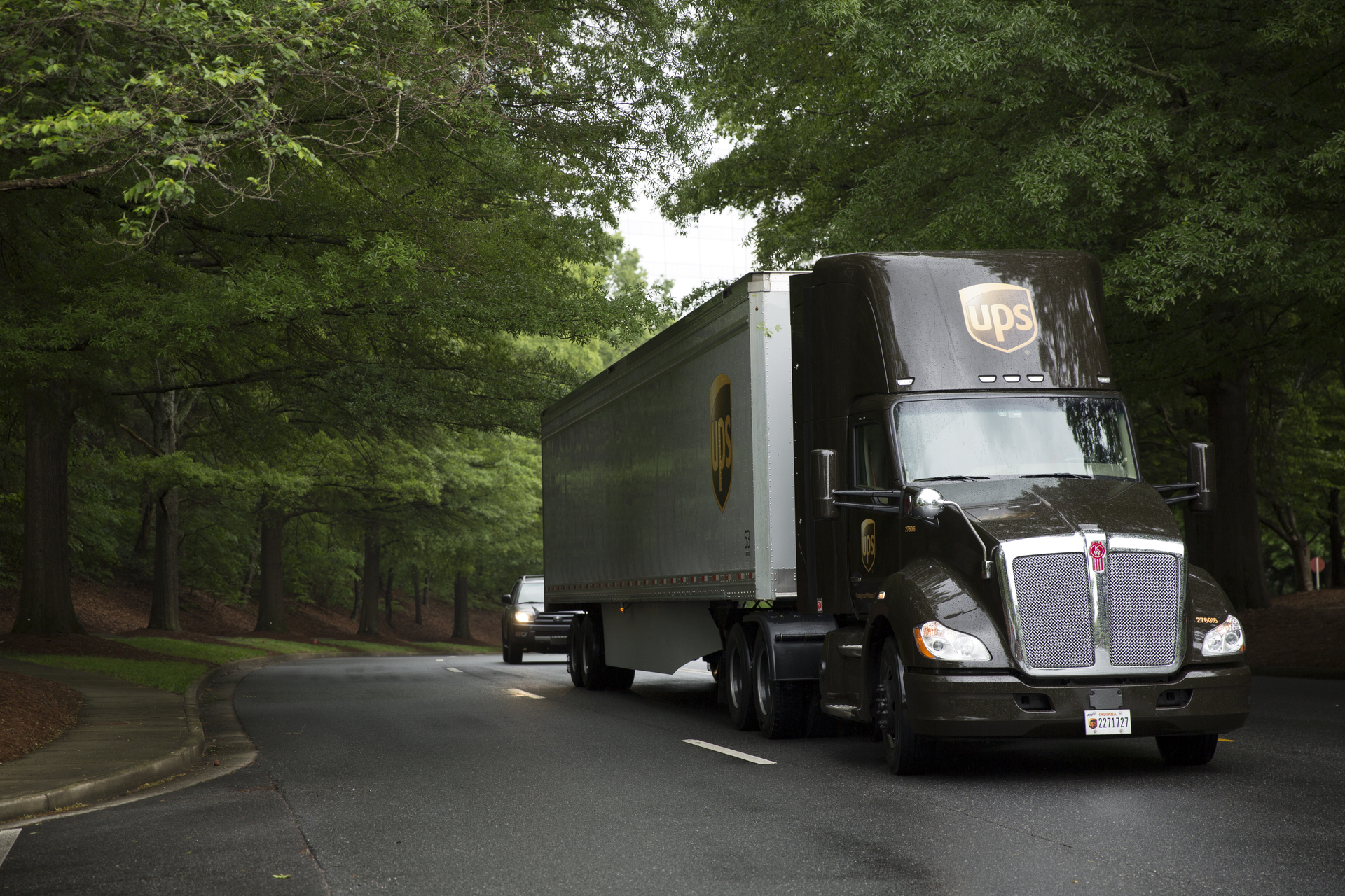 UPS invests $100M in CNG | FleetOwner