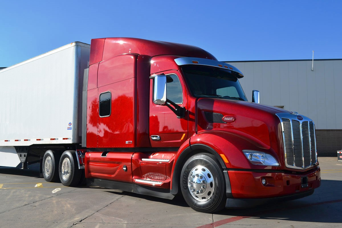 2017 Peterbilt Model 579 preview | FleetOwner
