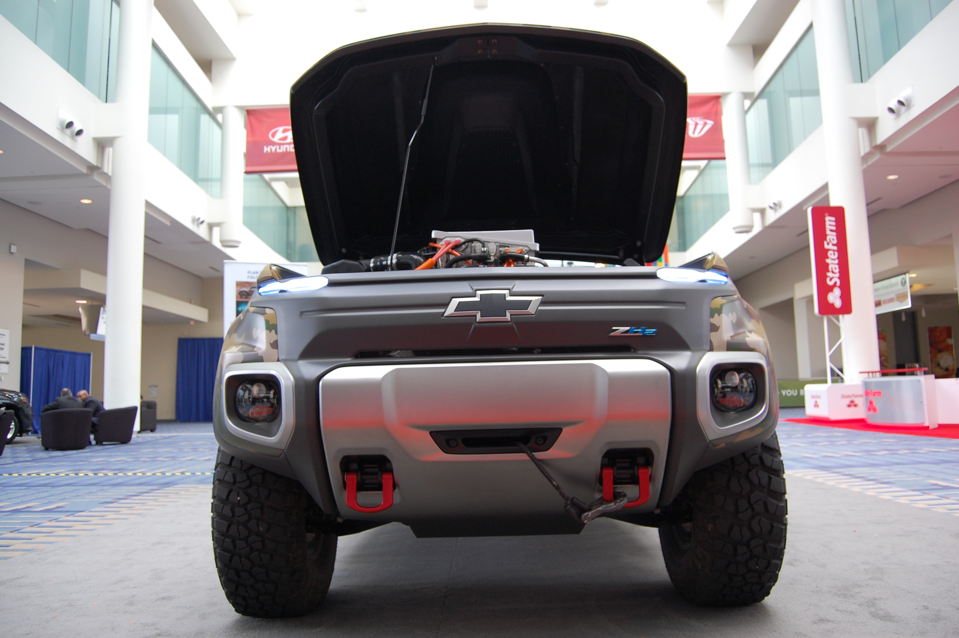 Building a fuel cell pickup for battle | FleetOwner