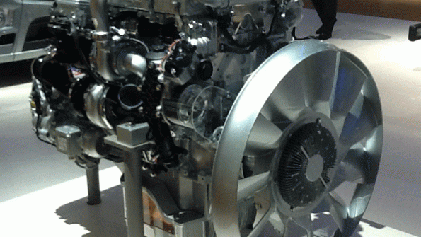 Daimler medium duty engine | FleetOwner
