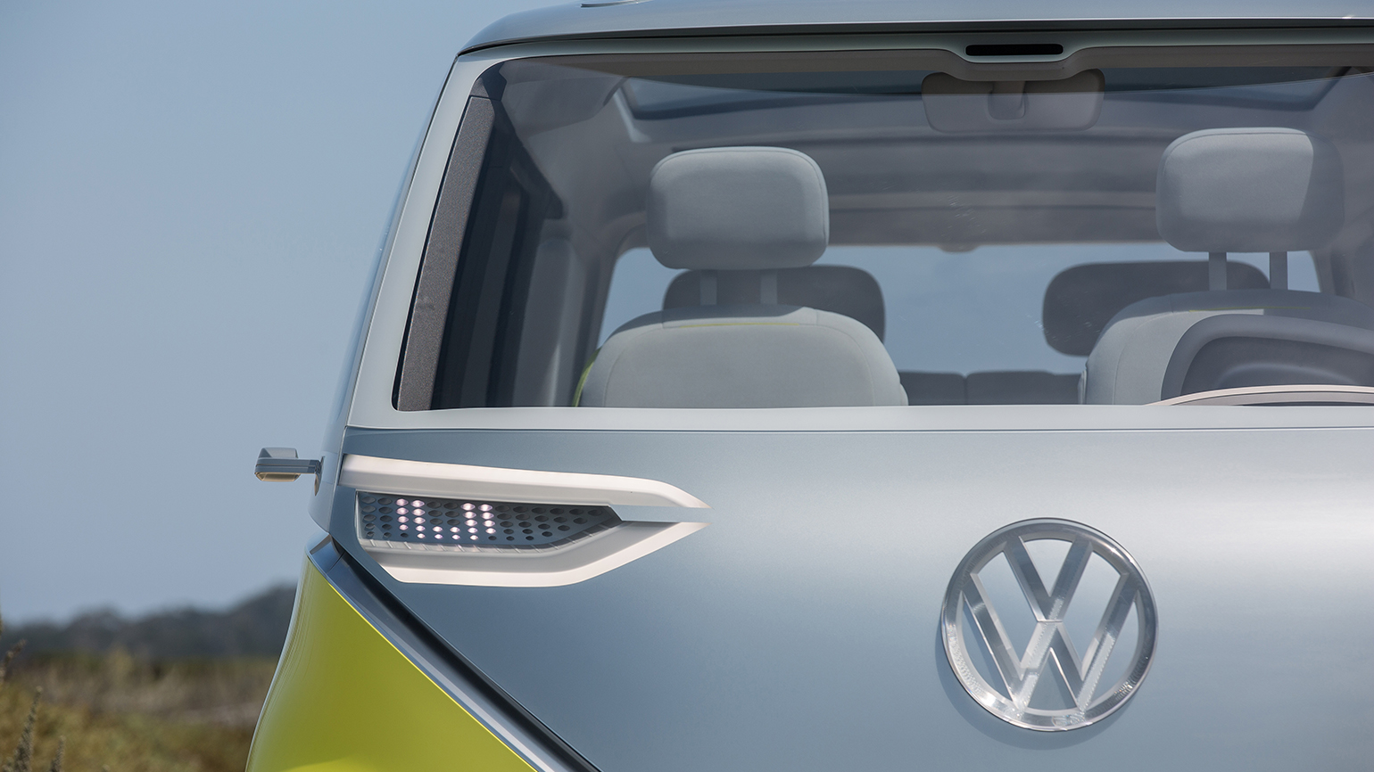 VW's throwback-future van to 'haul people and freight' | FleetOwner