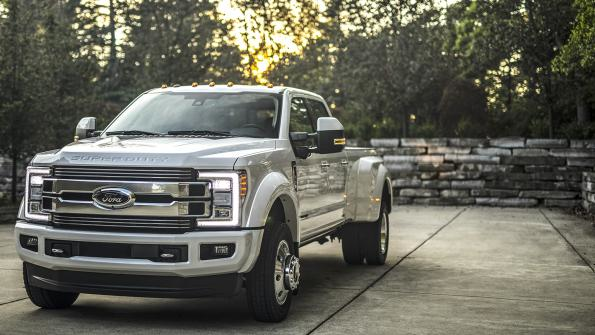 Raising the HD pickup luxury ceiling: Ford unveils Super Duty Limited ...