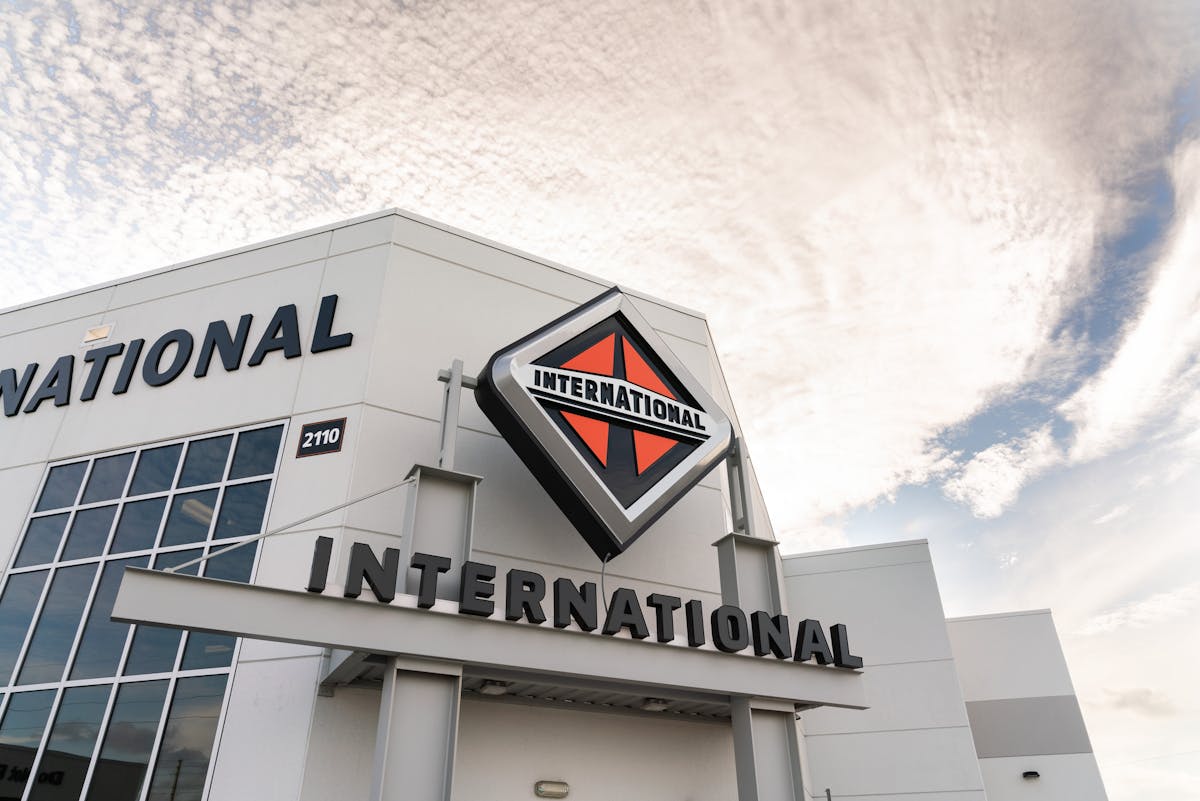 Navistar outlines future path with 'Vision 2025' | FleetOwner