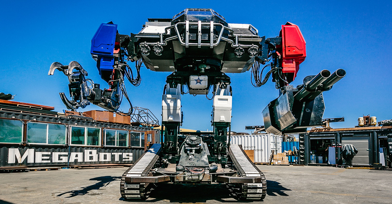 Deal of the century: “Dinged up” 15-ton, giant fighting robot | FleetOwner