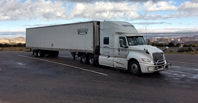 Reefer fleets among Trimble's in.sight Ovation Award winners | FleetOwner