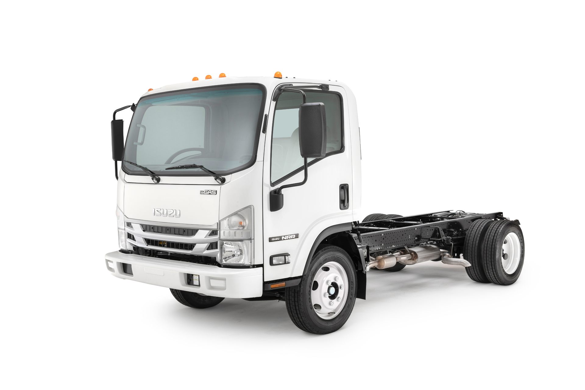 Isuzu expands options with gas-powered Class 5 trucks | FleetOwner