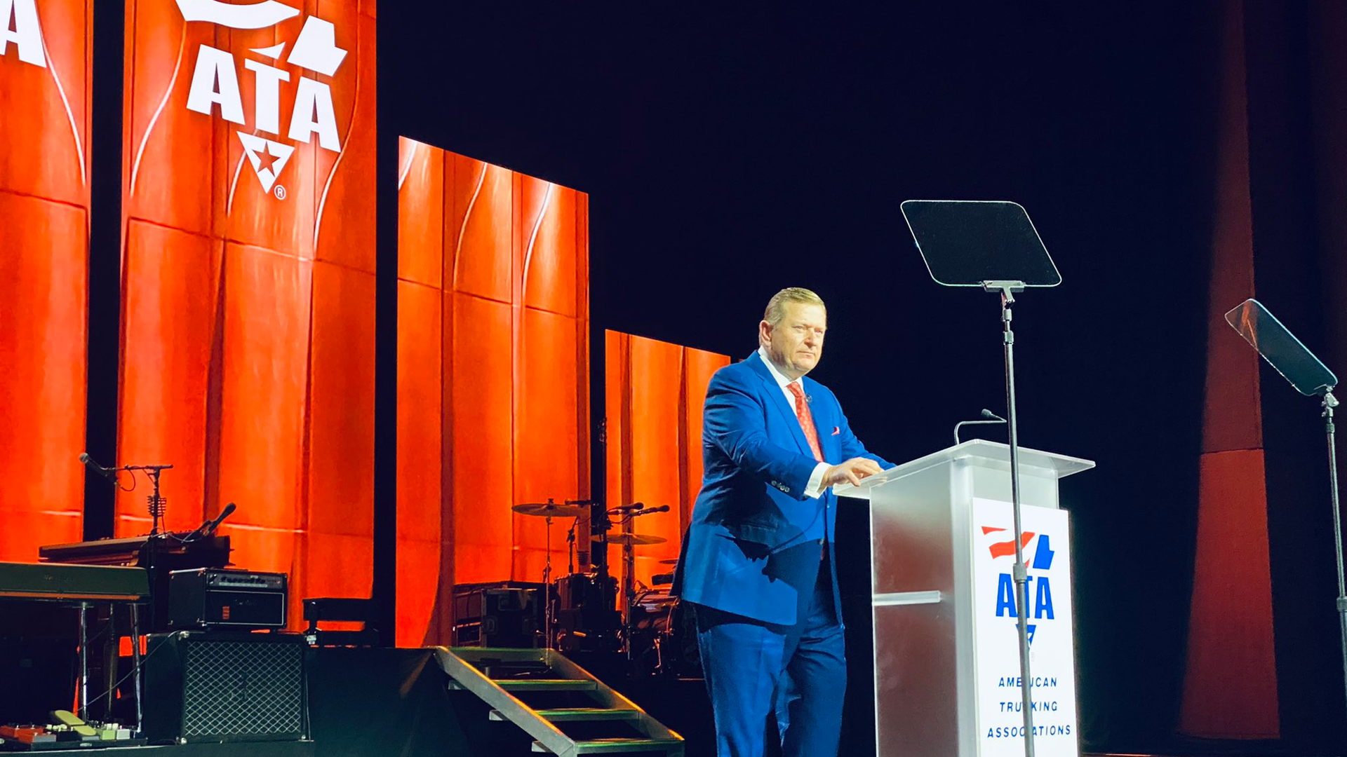 Tank truck carriers take centerstage at ATA’s 2021 MCE | FleetOwner