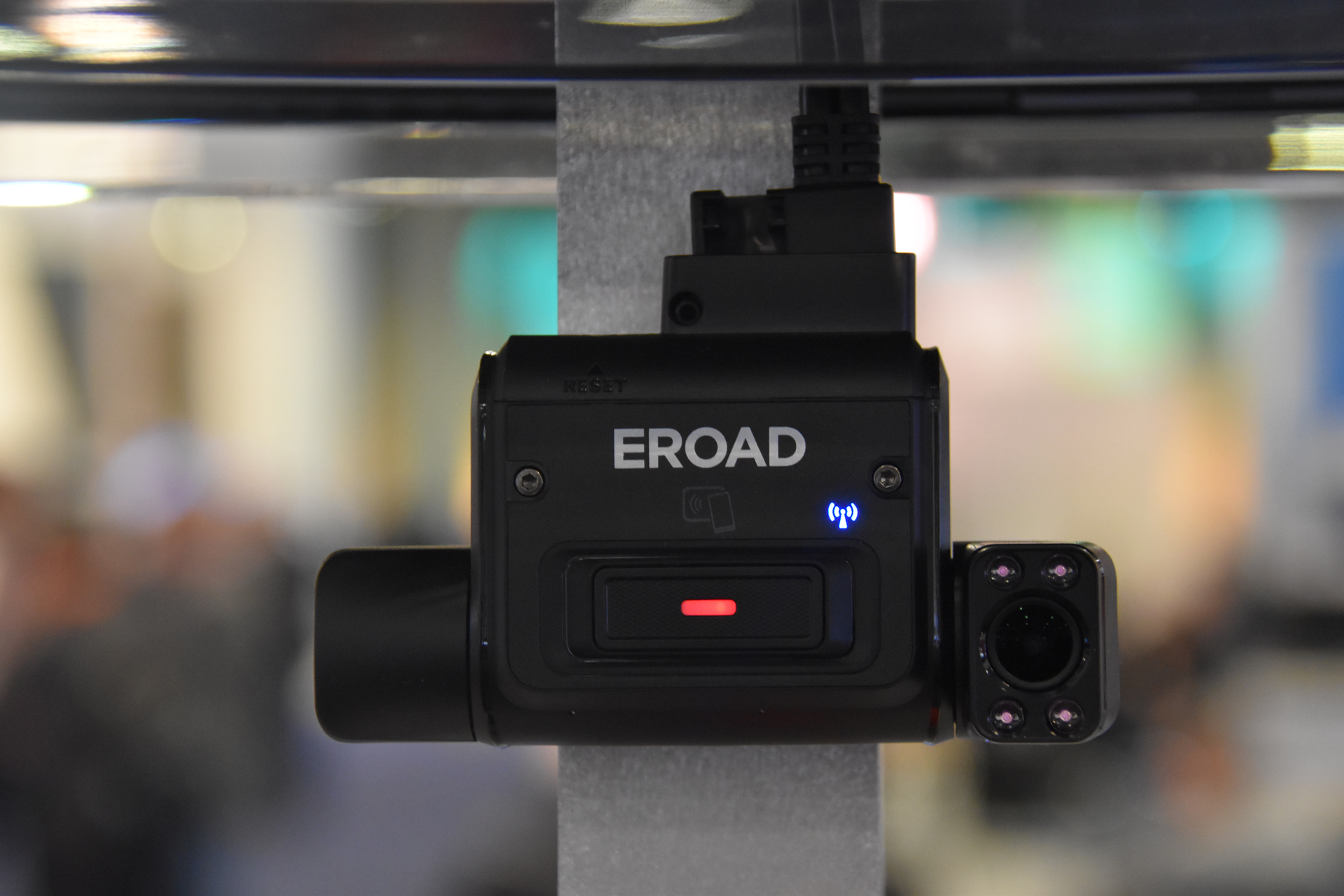 EROAD expands video telematics line with standalone dashcam | FleetOwner