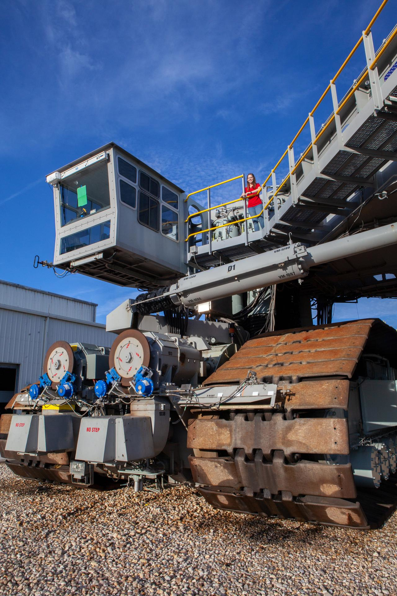 Nasa Crawler Upgrade Crawl Down Memory Lane With The