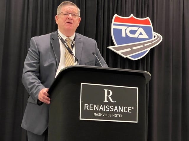 Speed limiters divide truckload meeting safety stakeholders | FleetOwner