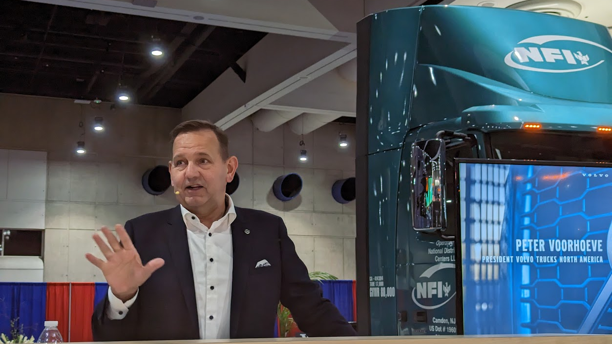 Testa Produce adds electric trucks to fleet | FleetOwner