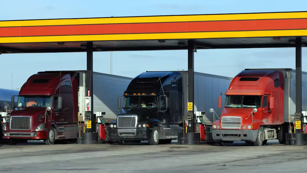 How to operate with fuel efficiency in mind | FleetOwner
