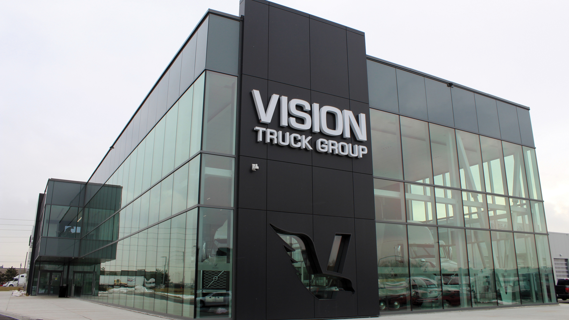 Vision Truck Group becomes fifth certified Volvo, Mack EV dealer in ...
