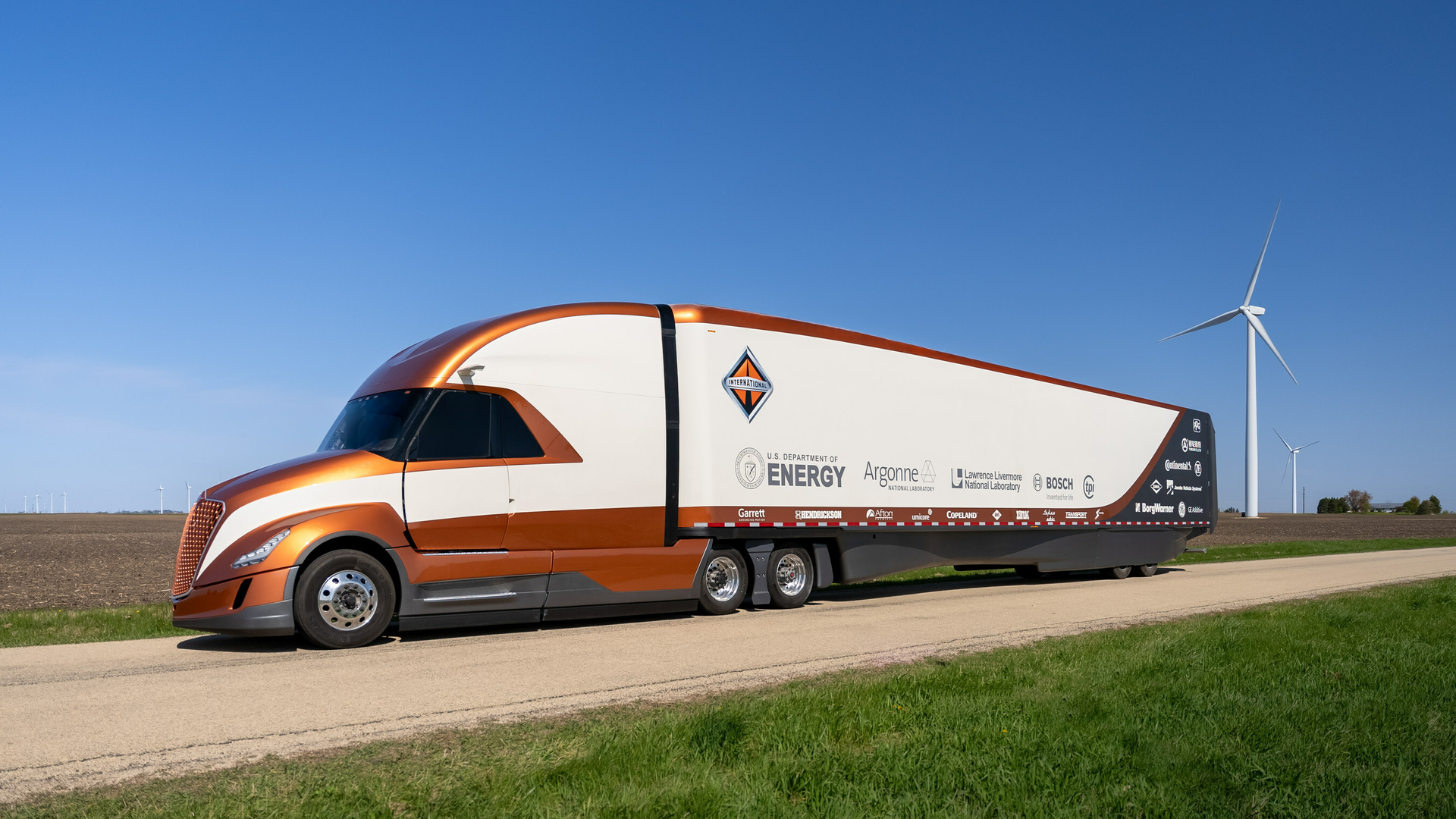 Navistar International SuperTruck II hits 16 MPG | FleetOwner
