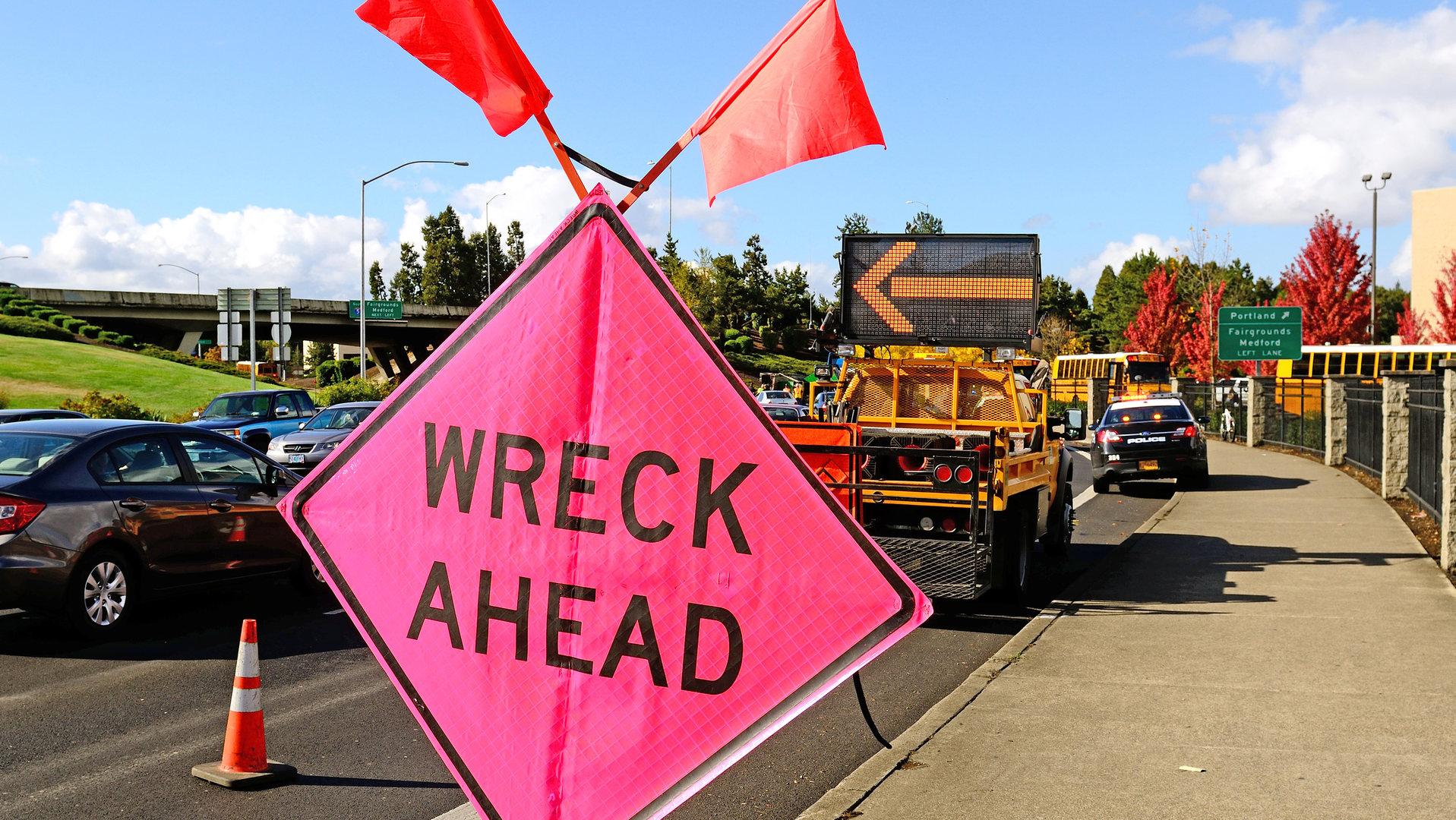 NHTSA: Traffic fatalities down for fourth consecutive quarter | FleetOwner