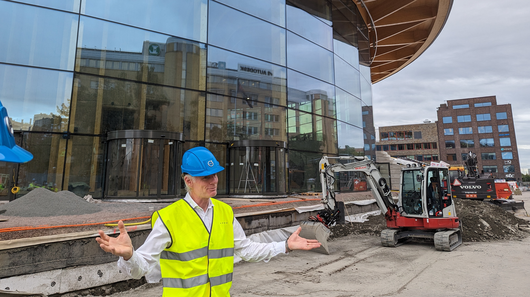 Sneak Peek: World of Volvo celebrates brands history and future ...