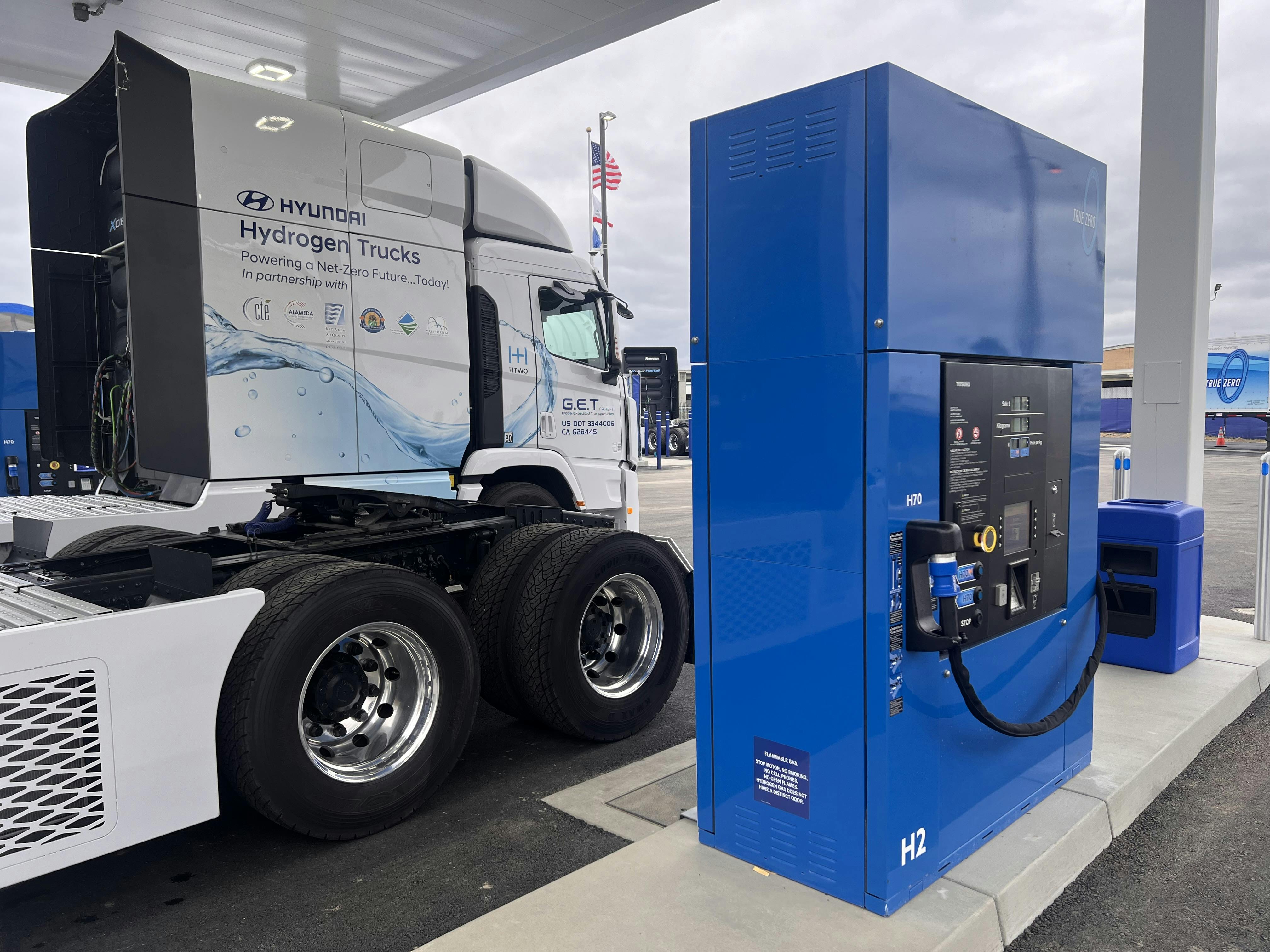 FirstElement Fuel opens North America's first public hydrogen fueling station for heavy-duty ...