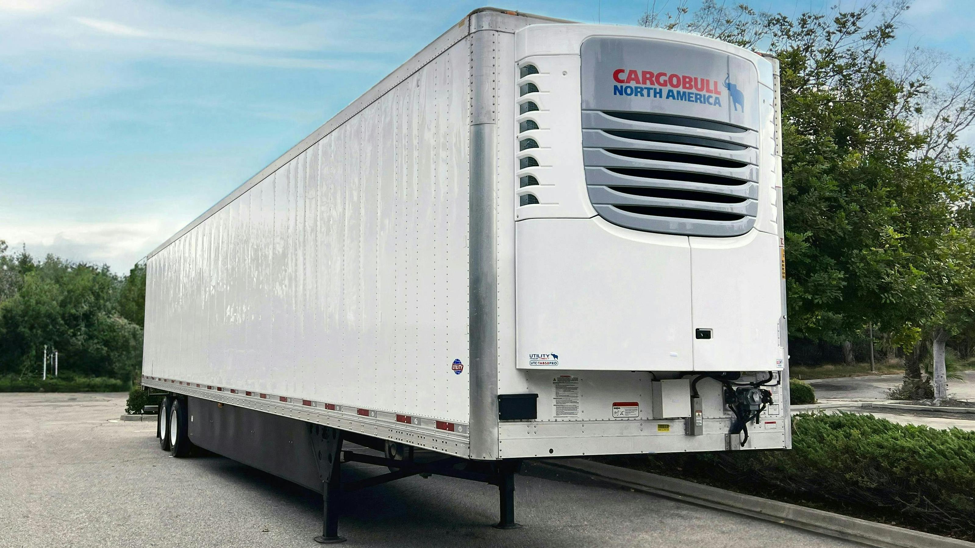 Overheated, overwhelmed: Navigating the new reefer technology landscape ...