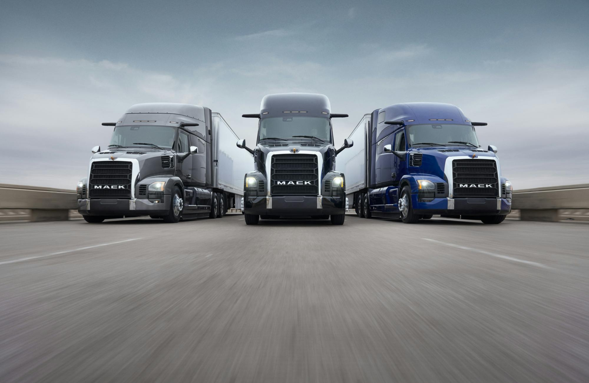 Mack Pioneer truck aims to redefine long haul with aerodynamics, safety ...